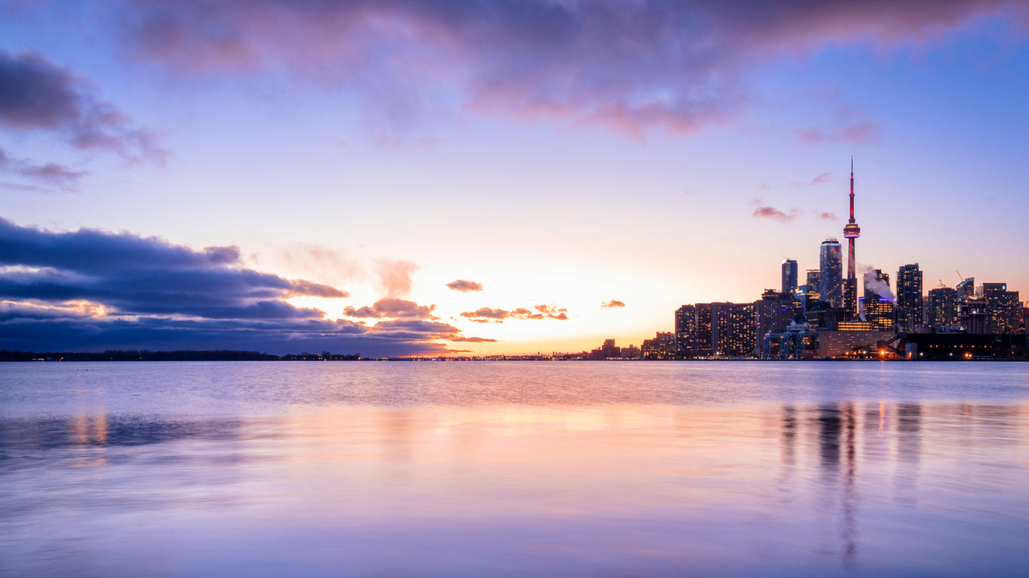 Colorful sunset over Toronto city skyline in Winter - Canadian Energy ...