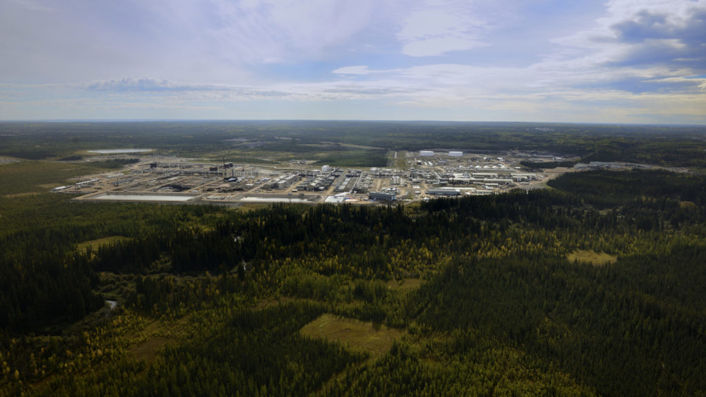 Alberta oil sands projects poised to grow on lower costs, strong reserves