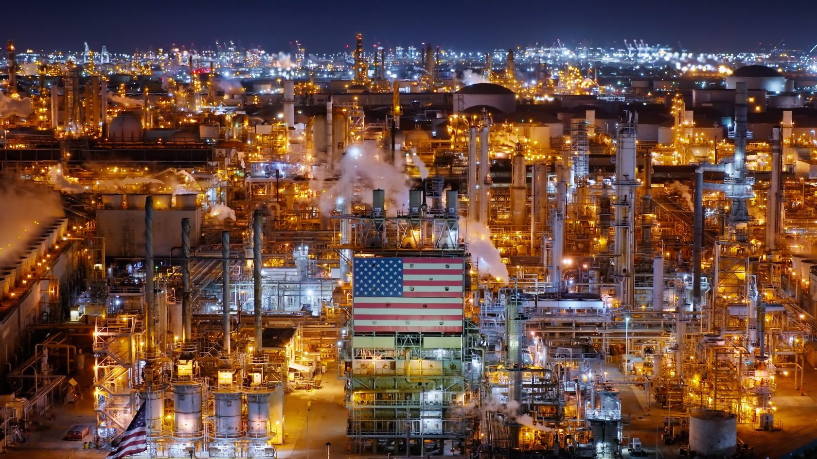 The importance of Canadian crude oil to refineries in the U.S.